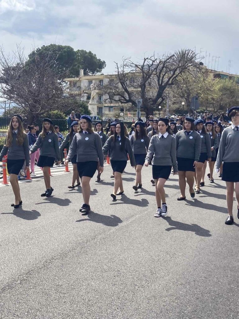 Παρέλαση 25ης Μαρτίου – Επίσημη ιστοσελίδα του 7ου Γυμνασίου της Κέρκυρας